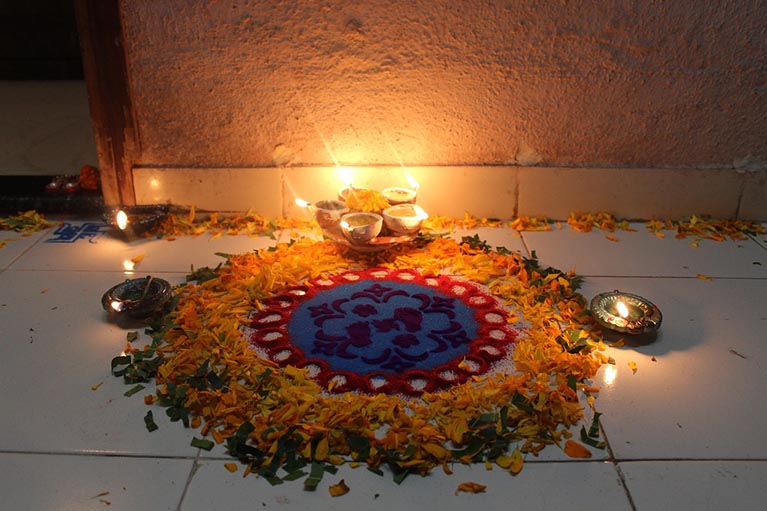 Ancient Hindu festival Diwali lights up Nottingham – Notts TV News ...