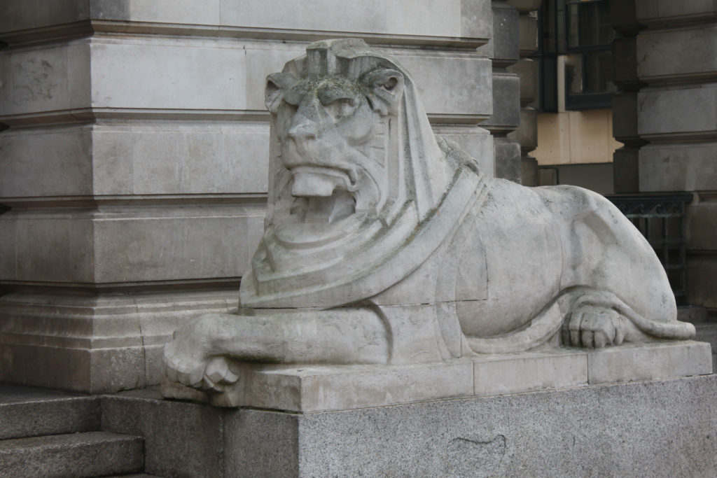 The Story Behind: Joseph Else, creator of the iconic lions | Notts TV ...