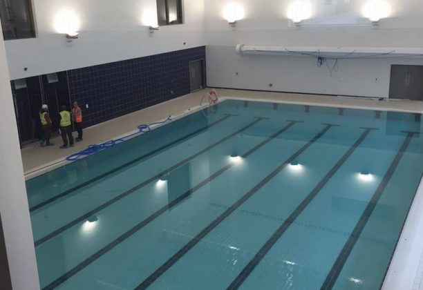 Petition calls for end to unisex changing rooms at Notts swimming pool ...