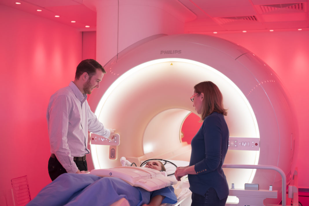 Sir Peter Mansfield, who invented the MRI scanner in Nottingham, dies ...