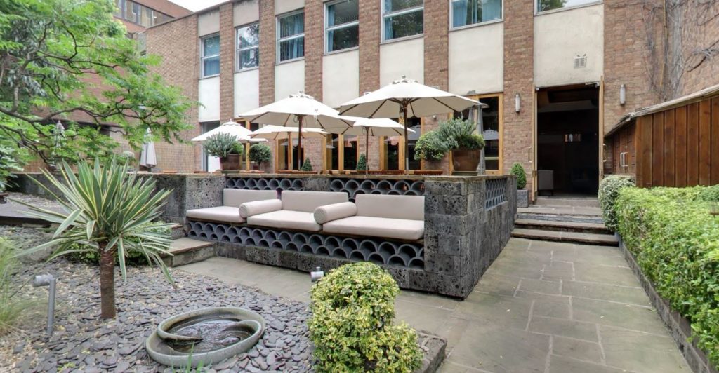 Nottingham cafe’s roast dinner delivery service: Genius or sacrilege ...