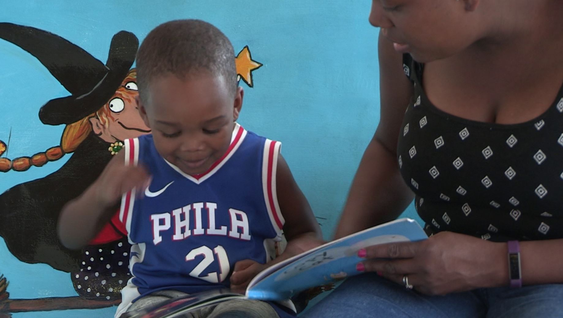 Reading battle bus makes its way around the city - Notts TV News | The ...