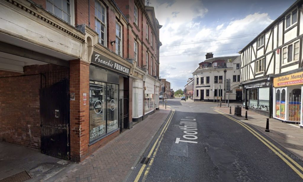 Concerns raised by police over new bar planned for popular town centre ...