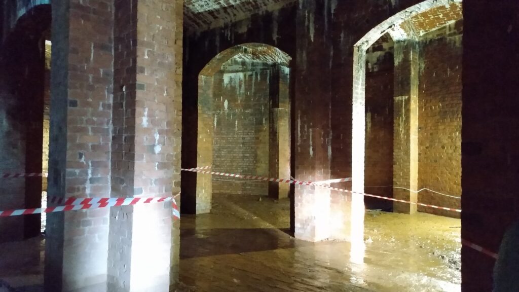 Pictures show underground Victorian reservoir due to be transformed ...