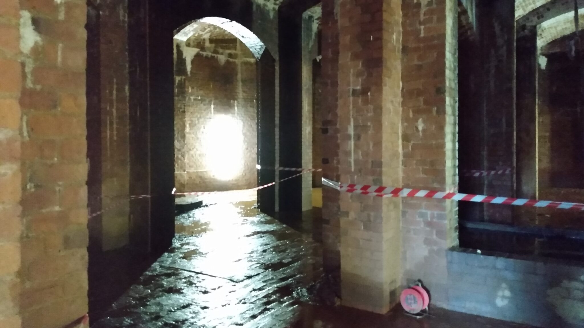 Pictures show underground Victorian reservoir due to be transformed ...