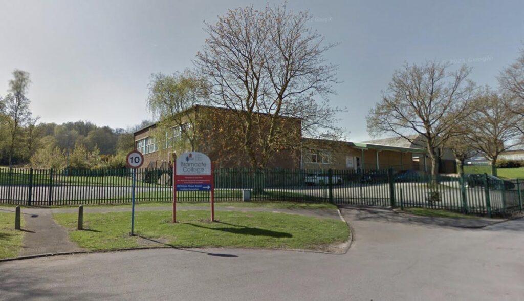 Teacher who praised pupil’s ‘lovely figure’ avoids ban | Notts TV News ...