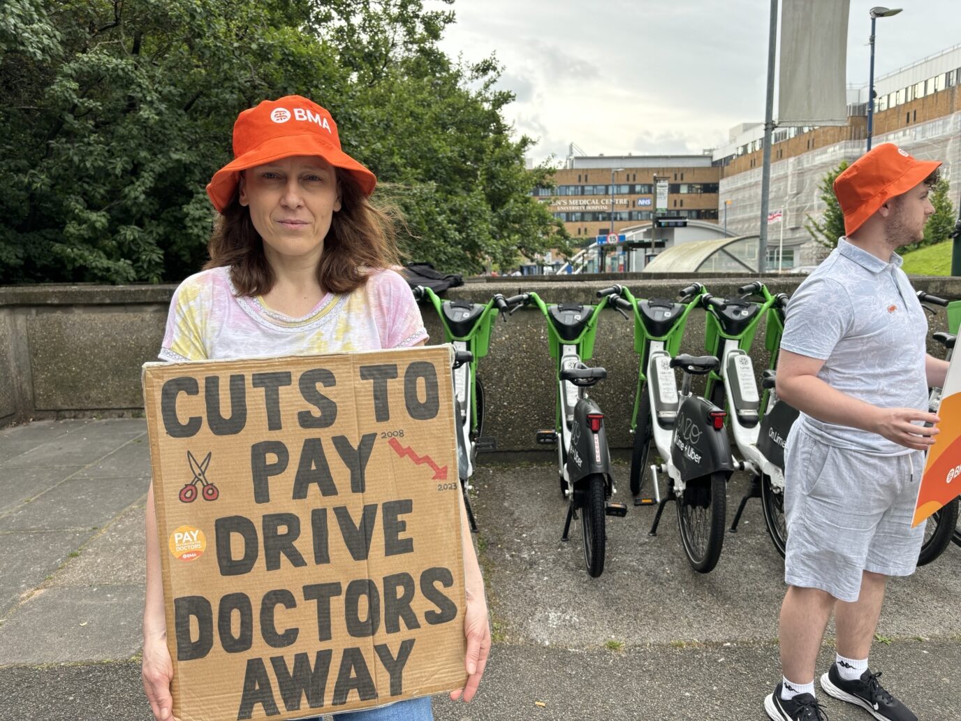 Junior doctors striking at QMC warn NHS medics are considering leaving ...