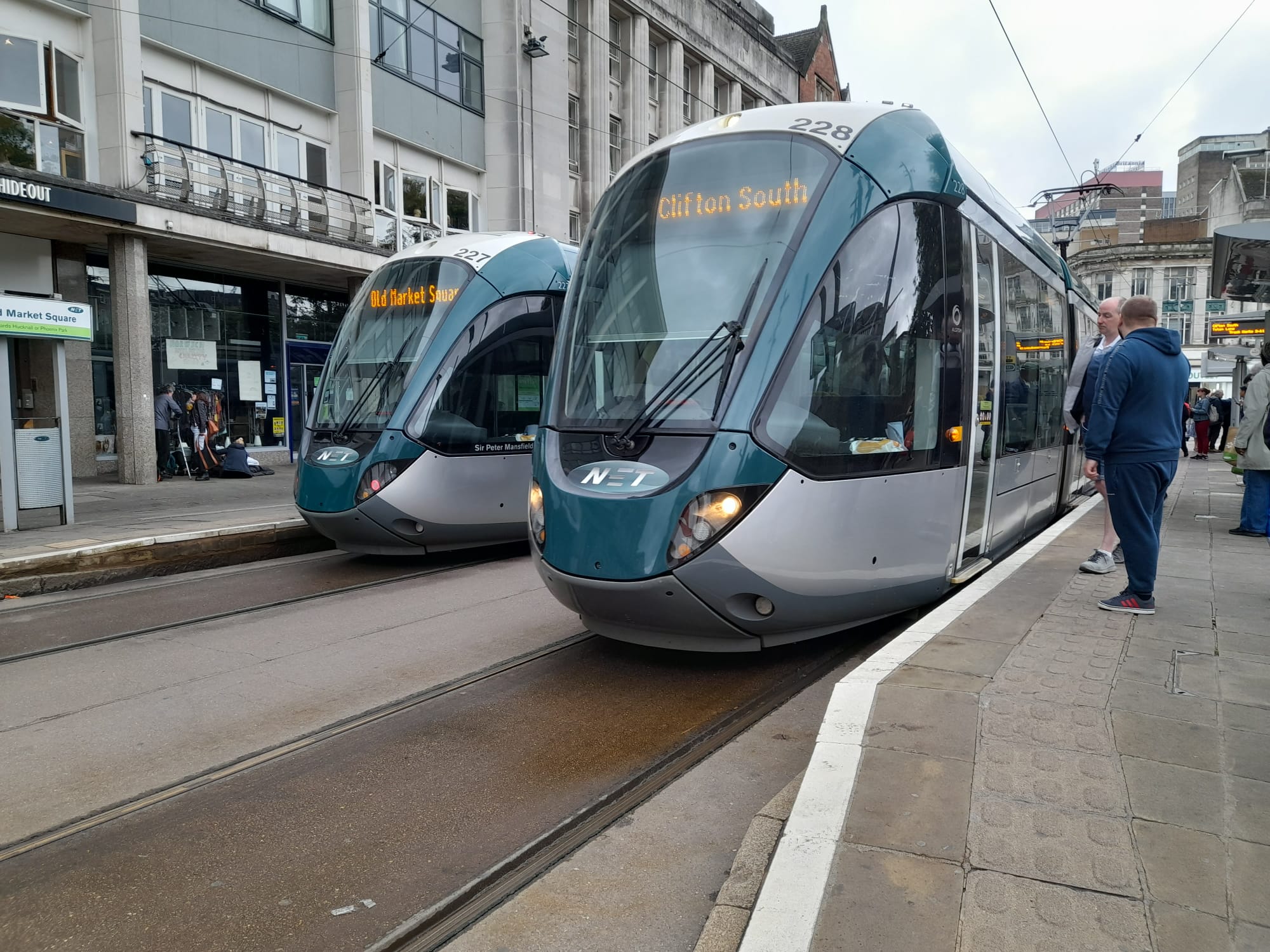 Proposed new tram timetable would run more late night services – Notts ...
