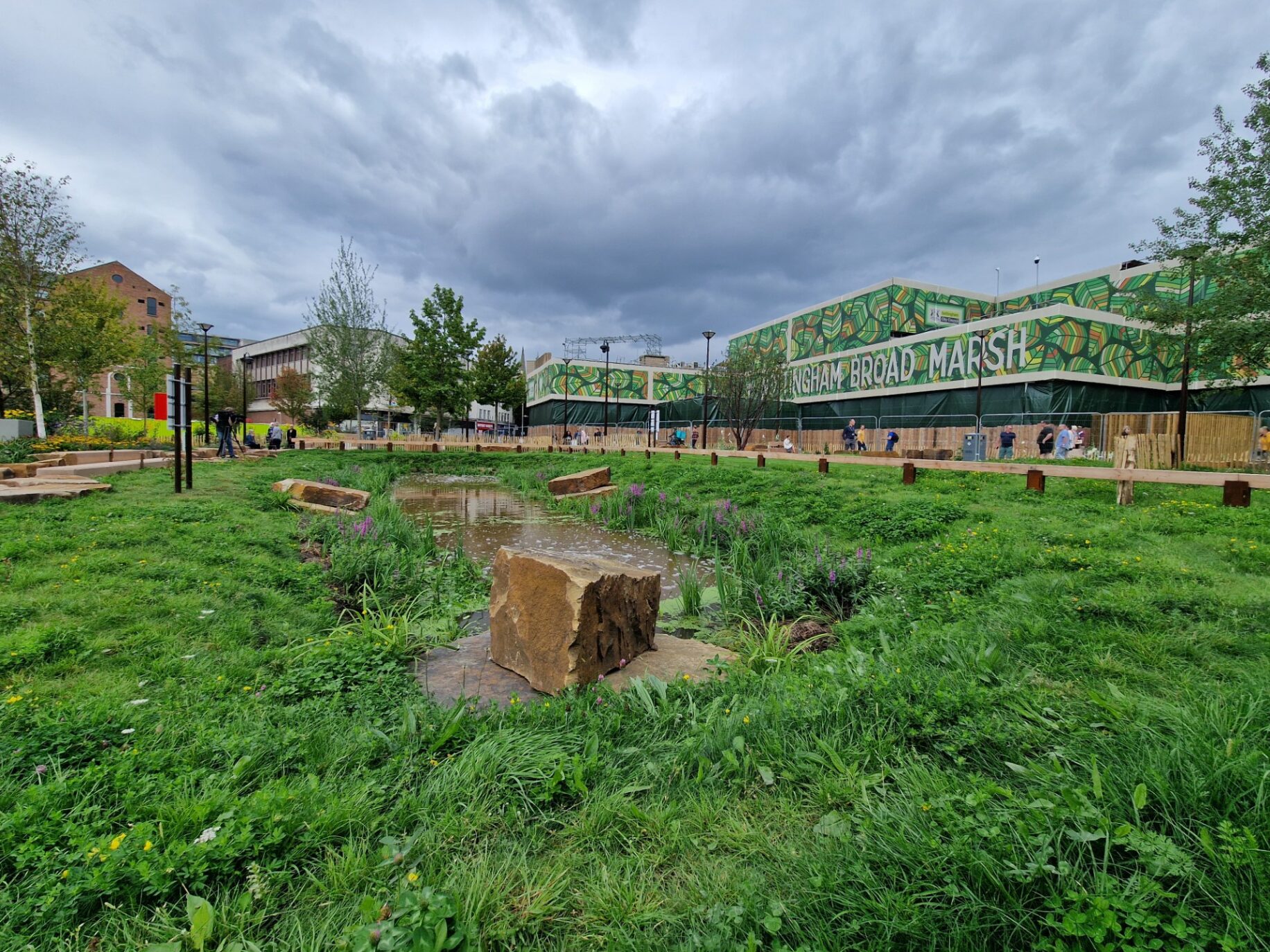 Developers to be encouraged to use trees and open water to in bid to cool Nottingham down ...